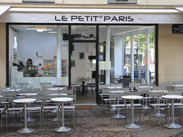 Le Petit Paris / Sur place / Paris
