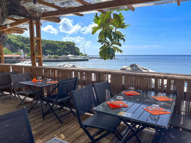 Shell's / Restaurant Traditionnel / Case Pilote