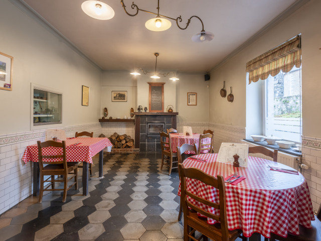 La Besace / Restaurant Français / Crupet